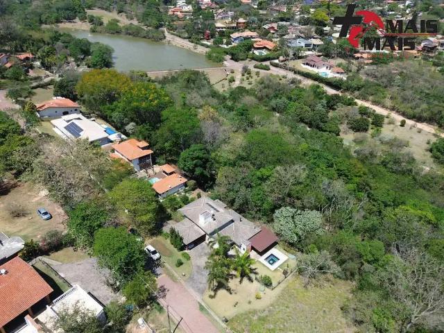 Casa / Sobrado para Venda em Valinhos/SP Chácaras Alpina 3 Quartos
