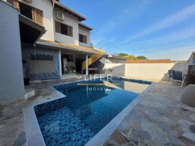 Casa / Sobrado para Venda em Valinhos/SP Chácaras Alpina 3 Quartos