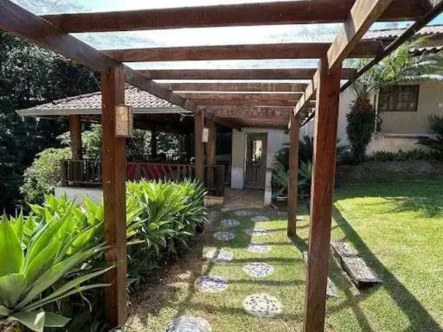 Casa / Sobrado para Venda em Valinhos/SP Chácaras São Bento 6 Quartos