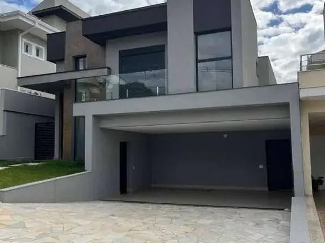 Casa / Sobrado para Venda em Valinhos/SP Colina dos Pinheiros 3 Quartos
