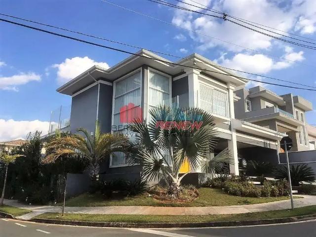 Casa / Sobrado para Venda em Valinhos/SP Colina dos Pinheiros 3 Quartos