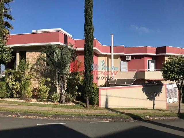 Casa / Sobrado para Venda em Valinhos/SP Colina dos Pinheiros 3 Quartos
