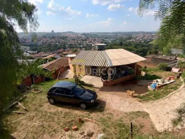 Casa / Sobrado para Venda em Valinhos/SP Colina dos Pinheiros 4 Quartos