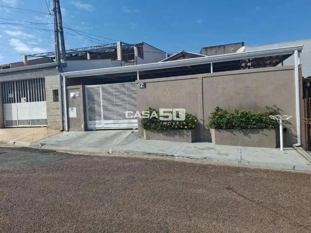 Casa / Sobrado para Venda em Valinhos/SP Jardim Universo 2 Quartos