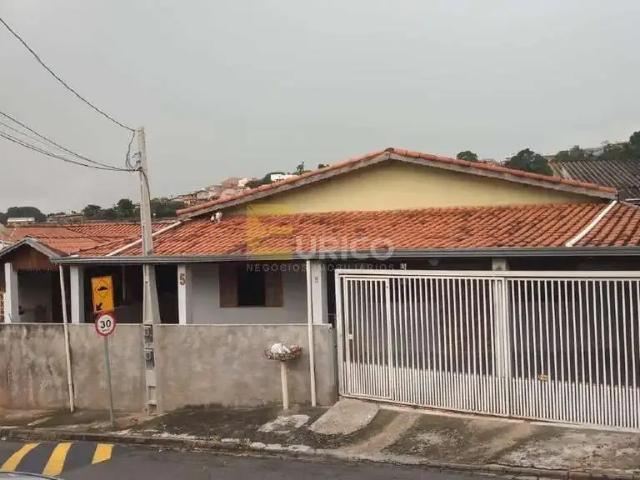 Casa / Sobrado para Venda em Valinhos/SP Jardim das Figueiras 5 Quartos