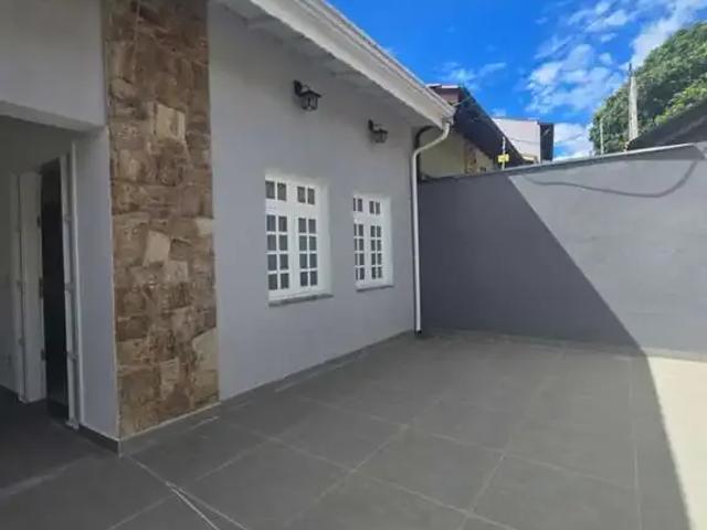Casa / Sobrado para Venda em Valinhos/SP Jardim das Palmeiras 3 Quartos