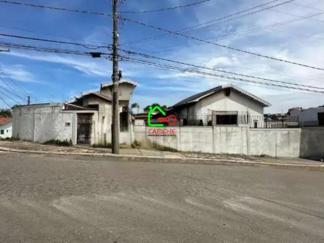Casa / Sobrado para Venda em Valinhos/SP Jardim das Palmeiras 3 Quartos