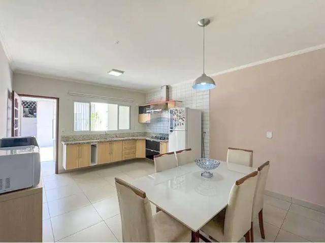 Casa / Sobrado para Venda em Valinhos/SP Jardim Maracanã 3 Quartos
