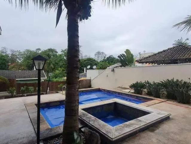 Casa / Sobrado para Venda em Valinhos/SP Jardim Paiquerê 5 Quartos