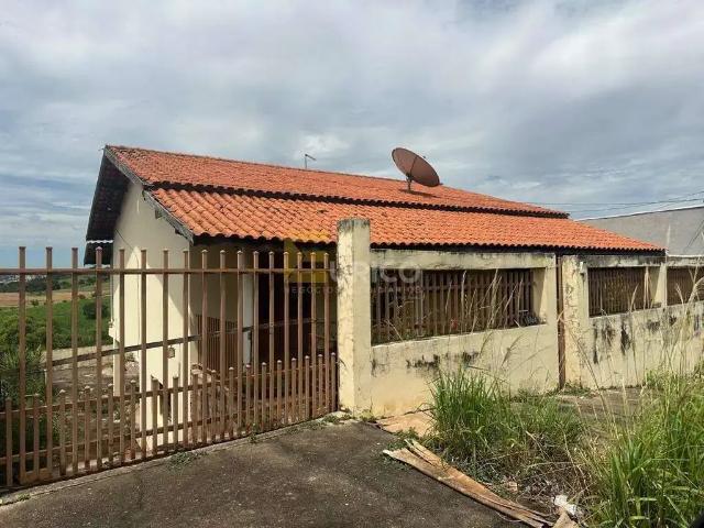 Casa / Sobrado para Venda em Valinhos/SP Jardim Portugal 3 Quartos