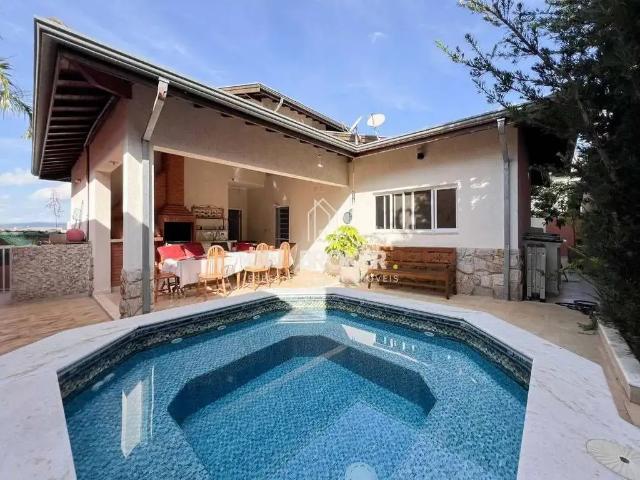 Casa / Sobrado para Venda em Valinhos/SP Jardim Recanto 3 Quartos