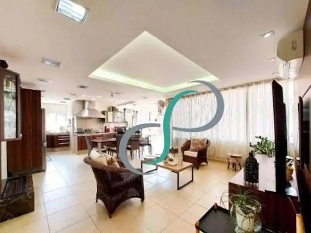 Casa / Sobrado para Venda em Valinhos/SP Jardim Recanto 4 Quartos