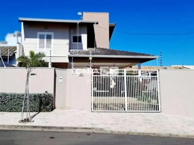 Casa / Sobrado para Venda em Valinhos/SP Jardim Santa Helena 3 Quartos