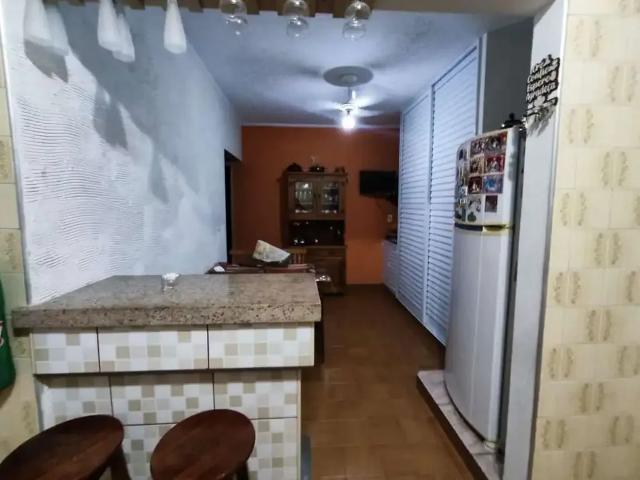 Casa / Sobrado para Venda em Valinhos/SP Jardim Santana 2 Quartos