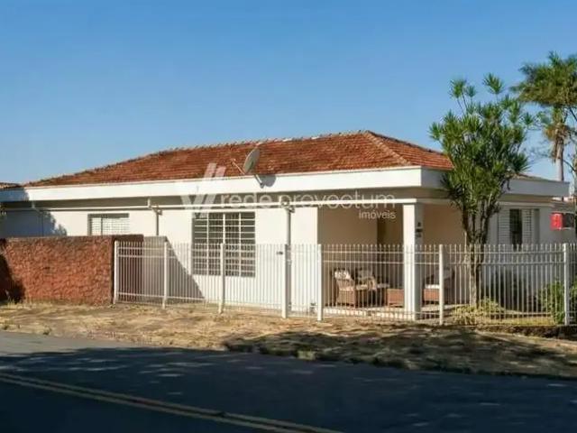 Casa / Sobrado para Venda em Valinhos/SP Jardim Santo Antônio 3 Quartos