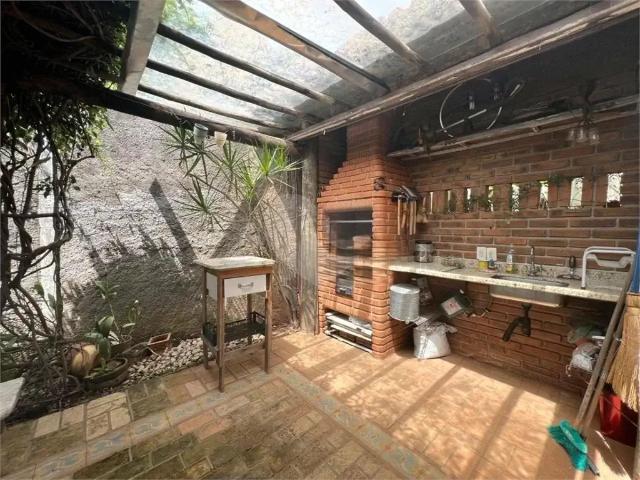 Casa / Sobrado para Venda em Valinhos/SP Lenheiro 2 Quartos