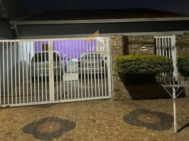 Casa / Sobrado para Venda em Valinhos/SP Loteamento Residencial Ana Carolina 2 Quartos