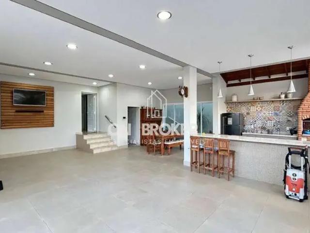 Casa / Sobrado para Venda em Valinhos/SP Parque Terranova 4 Quartos