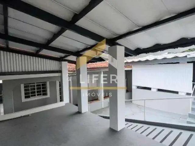 Casa / Sobrado para Venda em Valinhos/SP Parque Cecap 3 Quartos