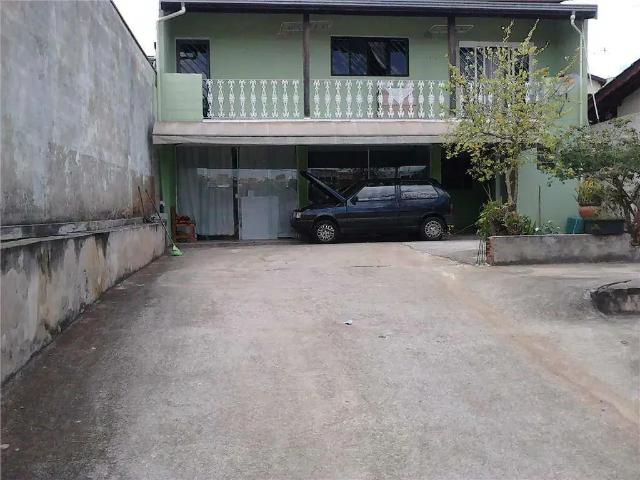 Casa / Sobrado para Venda em Valinhos/SP Parque das Colinas 4 Quartos