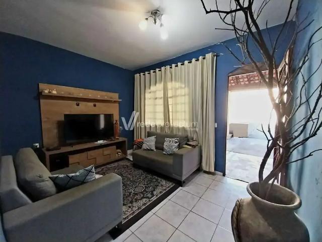 Casa / Sobrado para Venda em Valinhos/SP Parque das Colinas 3 Quartos
