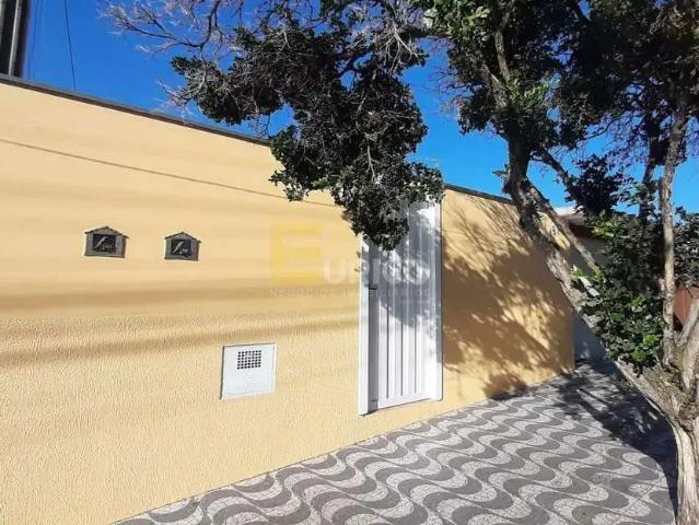 Casa / Sobrado para Venda em Valinhos/SP Parque das Colinas 3 Quartos