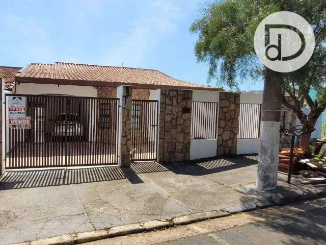 Casa / Sobrado para Venda em Valinhos/SP Parque das Colinas 3 Quartos