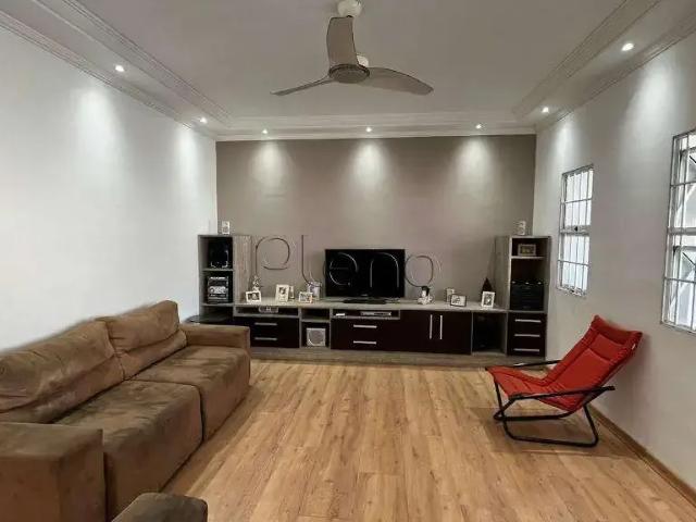Casa / Sobrado para Venda em Valinhos/SP Residencial Nova Era 3 Quartos
