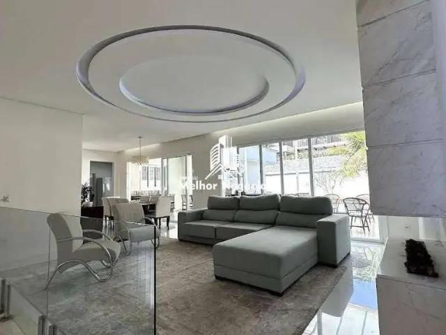 Casa / Sobrado para Venda em Valinhos/SP Residencial Vila Lombarda 4 Quartos