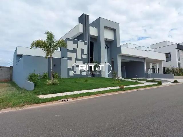Casa / Sobrado para Venda em Valinhos/SP Roncáglia 3 Quartos