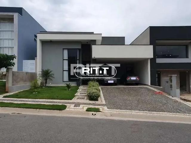 Casa / Sobrado para Venda em Valinhos/SP Roncáglia 3 Quartos
