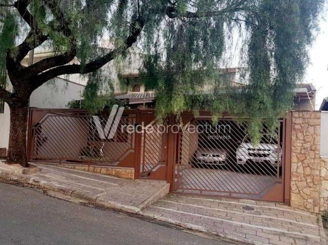 Casa / Sobrado para Venda em Valinhos/SP Santa Marina 3 Quartos