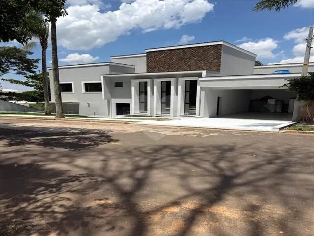 Casa / Sobrado para Venda em Valinhos/SP Vale do Itamaracá 5 Quartos