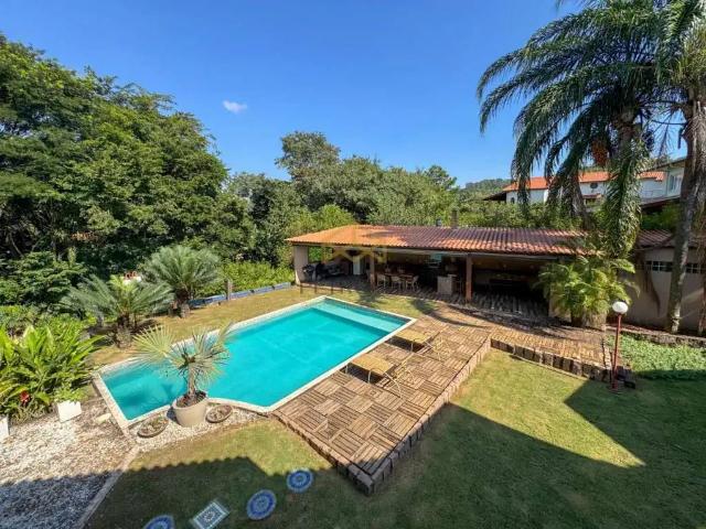 Casa / Sobrado para Venda em Valinhos/SP Vale Verde 4 Quartos