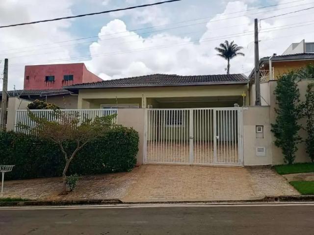 Casa / Sobrado para Venda em Valinhos/SP Vila Capuava 3 Quartos