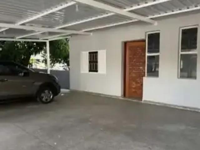 Casa / Sobrado para Venda em Valinhos/SP Vila Clayton 3 Quartos