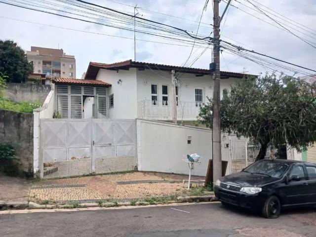 Casa / Sobrado para Venda em Valinhos/SP Vila Genoveva 3 Quartos