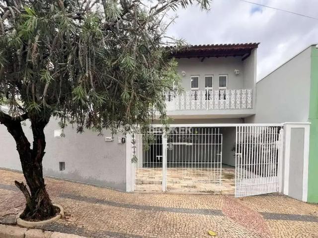 Casa / Sobrado para Venda em Valinhos/SP Vila Genoveva 3 Quartos