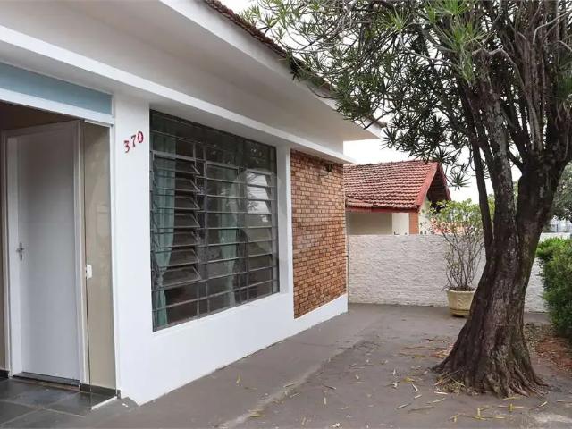 Casa / Sobrado para Venda em Valinhos/SP Vila Embaré 3 Quartos