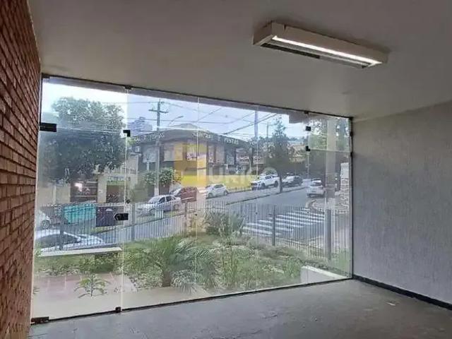 Casa / Sobrado para Venda em Valinhos/SP Vila Embaré 4 Quartos