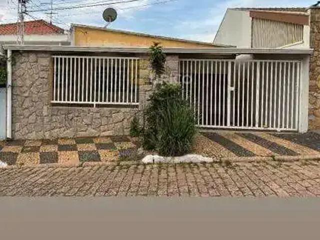 Casa / Sobrado para Venda em Valinhos/SP Vila Independência 3 Quartos