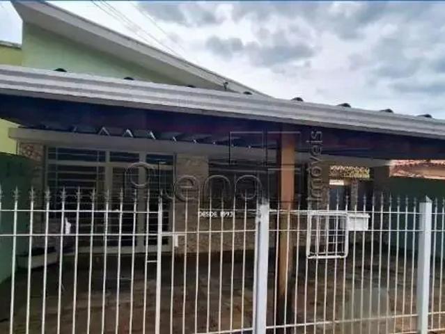 Casa / Sobrado para Venda em Valinhos/SP Vila Olivo 3 Quartos