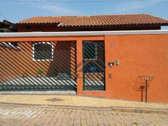 Casa / Sobrado para Venda em Valinhos/SP Vila São Sebastião 3 Quartos