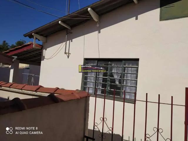 Casa / Sobrado para Venda em Valinhos/SP Vila Santana 3 Quartos