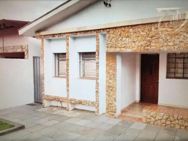 Casa / Sobrado para Venda em Valinhos/SP Vila Santana 3 Quartos
