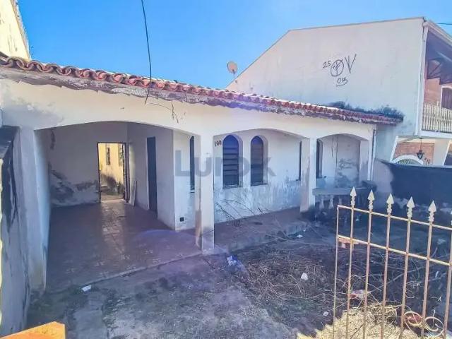 Casa / Sobrado para Venda em Valinhos/SP Vila Papelão 2 Quartos