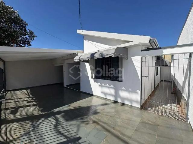 Casa / Sobrado para Venda em Valinhos/SP Vila Ramaciotti 3 Quartos