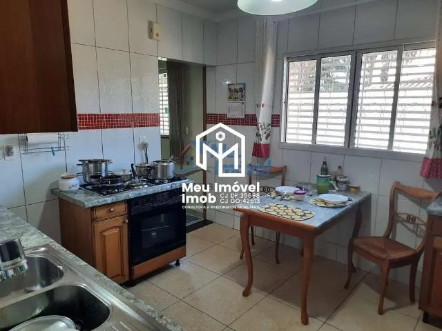 Casa / Sobrado para Venda em Valparaíso de Goiás/GO Jardim Oriente 3 Quartos