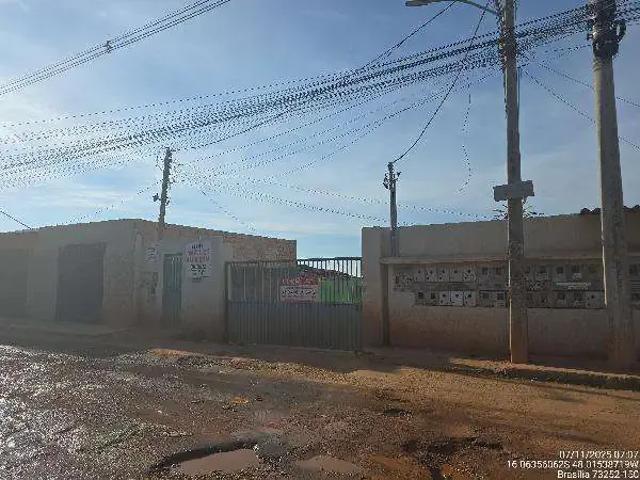 Casa / Sobrado para Venda em Valparaíso de Goiás/GO Setor de Chácaras Anhangüera C 3 Quartos