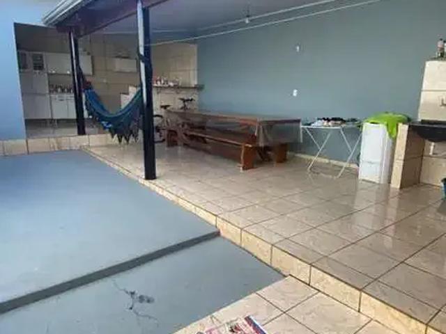 Casa / Sobrado para Venda em Várzea Grande/MT Canelas 3 Quartos